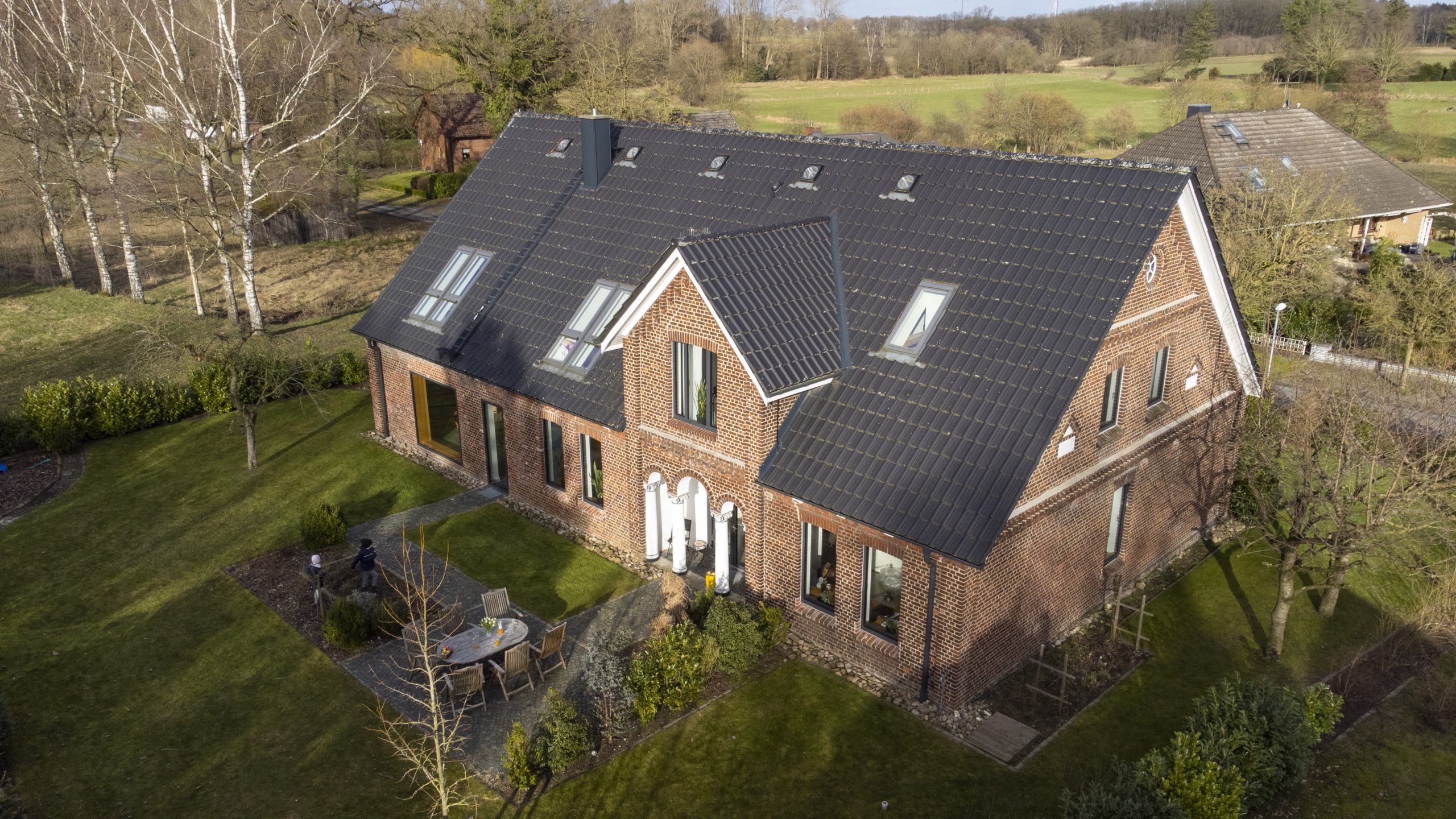 Renovation & conversion of a remaining farm